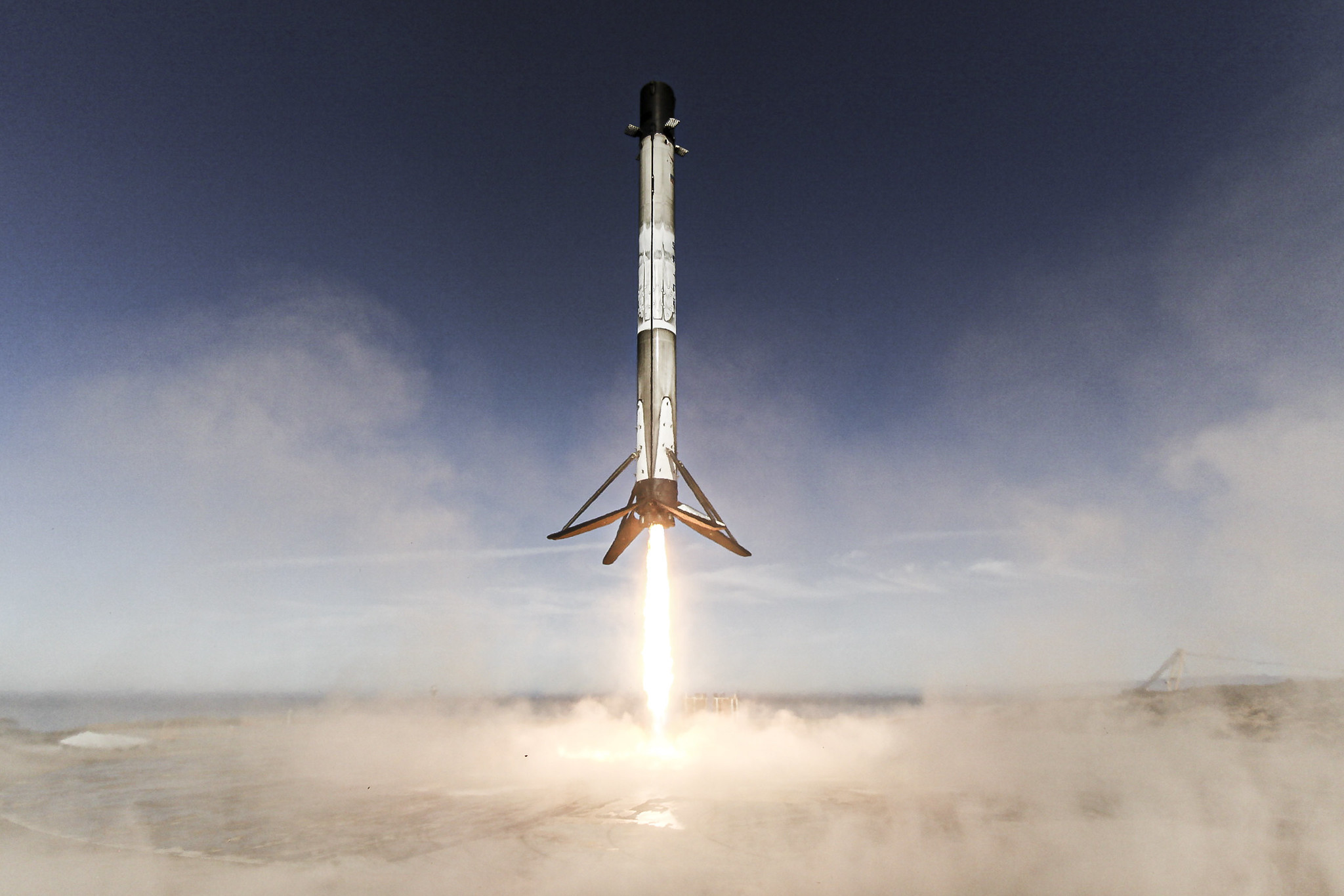 Why SpaceX Discards Boosters In The Ocean – TheSpaceBucket